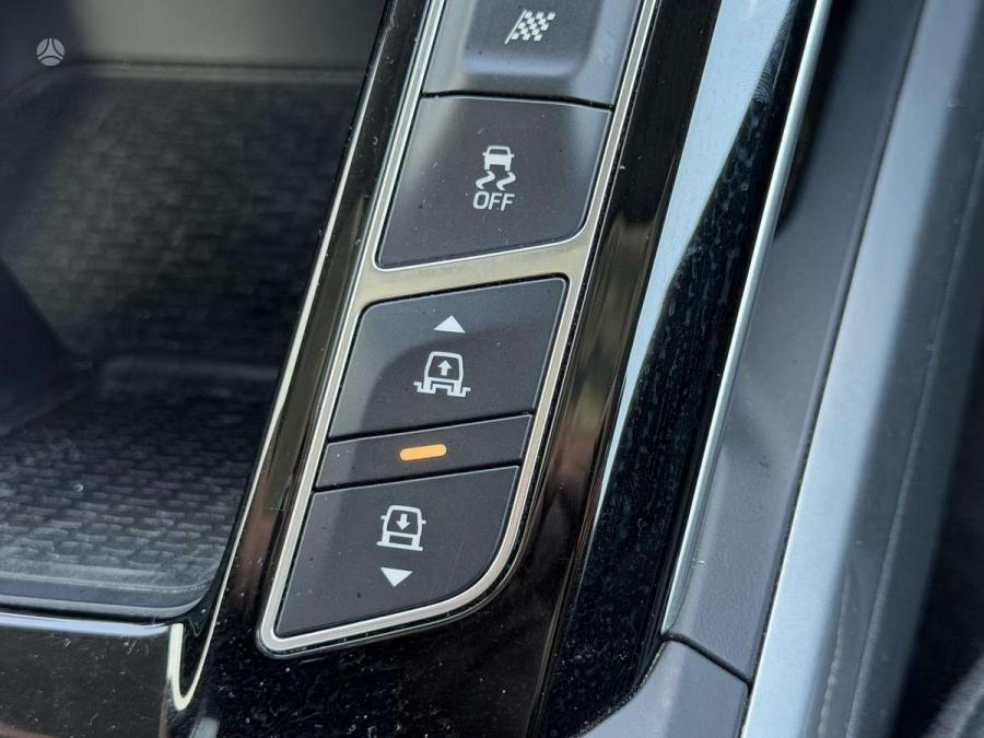 Balts Jaguar I-Pace 2019 Kauņa, ar dzinēja tilpumu 0.00 L un nobraukumu 103 tūkst. km par 21900 €, foto 21 vietnē AUTOMOTO.COM.LV