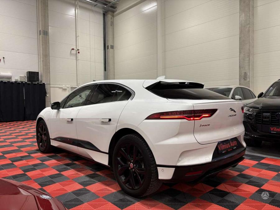 Белый Ягуар I-Pace 2020 в Вильнюс, объемом двигателя 0.00 л и пробегом 84 тыс. км за 24990 €, фото 7 на AUTOMOTO.COM.LV