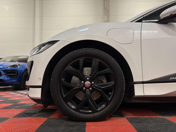 White Jaguar I-Pace 2020 in Vilnius, with an engine capacity of 0.00 L and mileage of 84 thousand km for 24990 €, photo 9 on AUTOMOTO.COM.LV