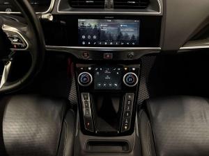 Белый Ягуар I-Pace 2020 в Вильнюс, объемом двигателя 0.00 л и пробегом 84 тыс. км за 24990 €, фото 25 на AUTOMOTO.COM.LV