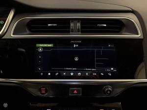 Белый Ягуар I-Pace 2020 в Вильнюс, объемом двигателя 0.00 л и пробегом 84 тыс. км за 24990 €, фото 27 на AUTOMOTO.COM.LV