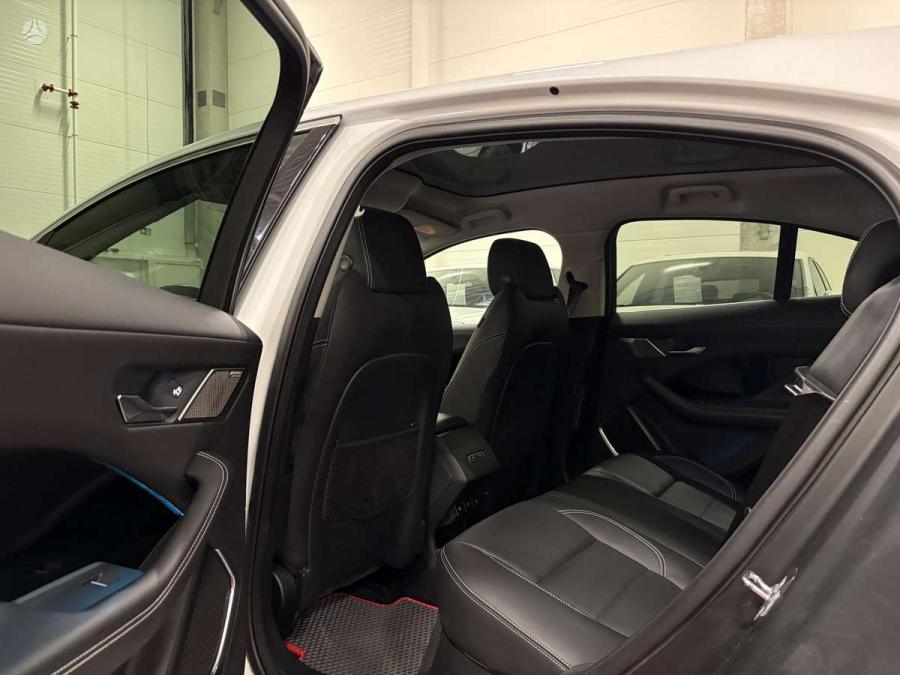 Белый Ягуар I-Pace 2020 в Вильнюс, объемом двигателя 0.00 л и пробегом 84 тыс. км за 24990 €, фото 30 на AUTOMOTO.COM.LV