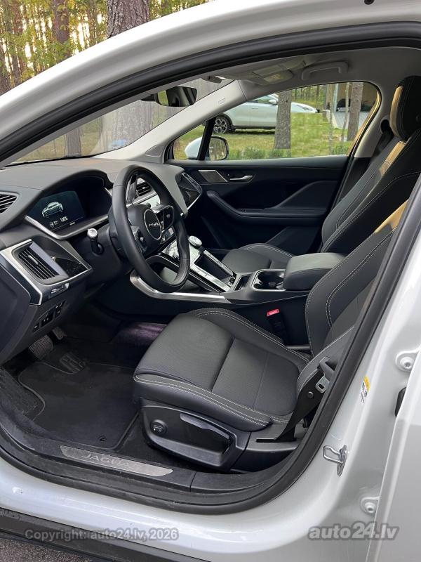 Balts Jaguar I-Pace 2021 Tallina, ar dzinēja tilpumu 0.00 L un nobraukumu 59 tūkst. km par 35990 €, foto 6 vietnē AUTOMOTO.COM.LV