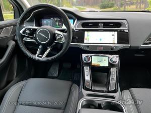 White Jaguar I-Pace 2021 in Tallinn, with an engine capacity of 0.00 L and mileage of 59 thousand km for 35990 €, photo 5 on AUTOMOTO.COM.LV