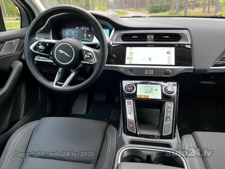 White Jaguar I-Pace 2021 in Tallinn, with an engine capacity of 0.00 L and mileage of 59 thousand km for 35990 €, photo 5 on AUTOMOTO.COM.LV