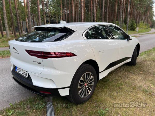 White Jaguar I-Pace 2021 in Tallinn, with an engine capacity of 0.00 L and mileage of 59 thousand km for 35990 €, photo 3 on AUTOMOTO.COM.LV