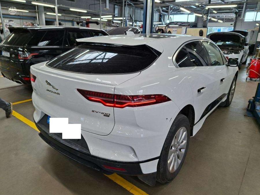 Balts Jaguar I-Pace 2021 Kauņa, ar dzinēja tilpumu 0.00 L un nobraukumu 100 tūkst. km par 19500 €, foto 5 vietnē AUTOMOTO.COM.LV