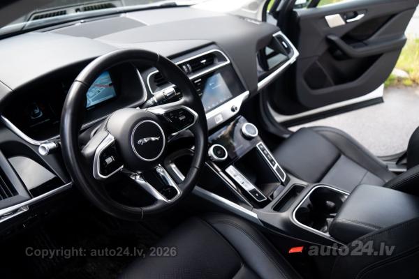 Белый Ягуар I-Pace 2019 в Таллин, объемом двигателя 0.00 л и пробегом 211 тыс. км за 14999 €, фото 8 на AUTOMOTO.COM.LV