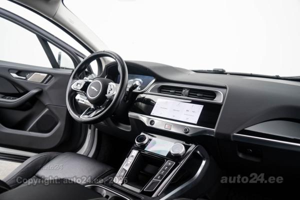 White Jaguar I-Pace 2020 in Tallinn, with an engine capacity of 0.00 L and mileage of 50 thousand km for 25999 €, photo 11 on AUTOMOTO.COM.LV