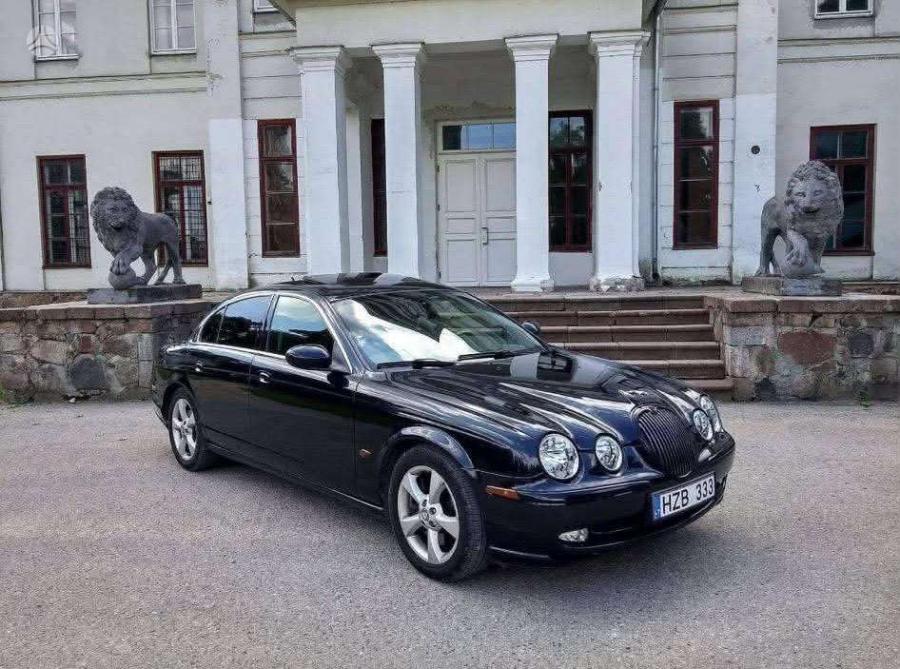 Melns Jaguar S-Type 2003 Kauņa, ar dzinēja tilpumu 4.20 L un nobraukumu 312 tūkst. km par 2000 €, foto 1 vietnē AUTOMOTO.COM.LV