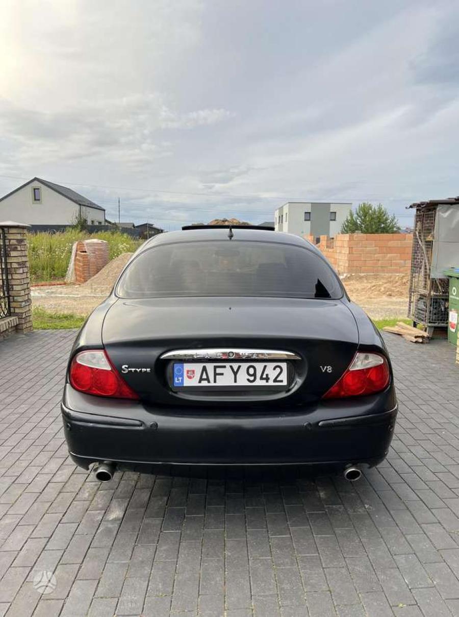 Melns Jaguar S-Type 2003 Kauņa, ar dzinēja tilpumu 4.20 L un nobraukumu 312 tūkst. km par 2000 €, foto 11 vietnē AUTOMOTO.COM.LV