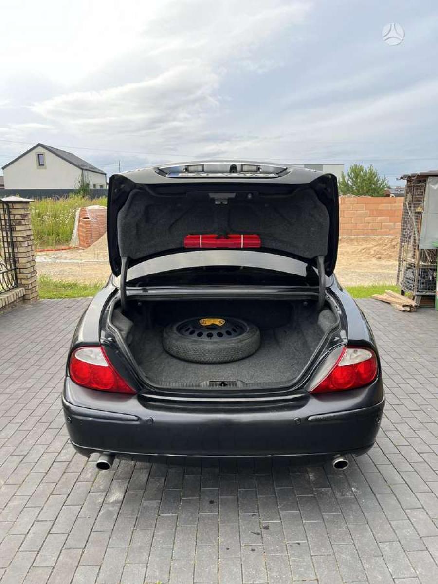 Melns Jaguar S-Type 2003 Kauņa, ar dzinēja tilpumu 4.20 L un nobraukumu 312 tūkst. km par 2000 €, foto 13 vietnē AUTOMOTO.COM.LV
