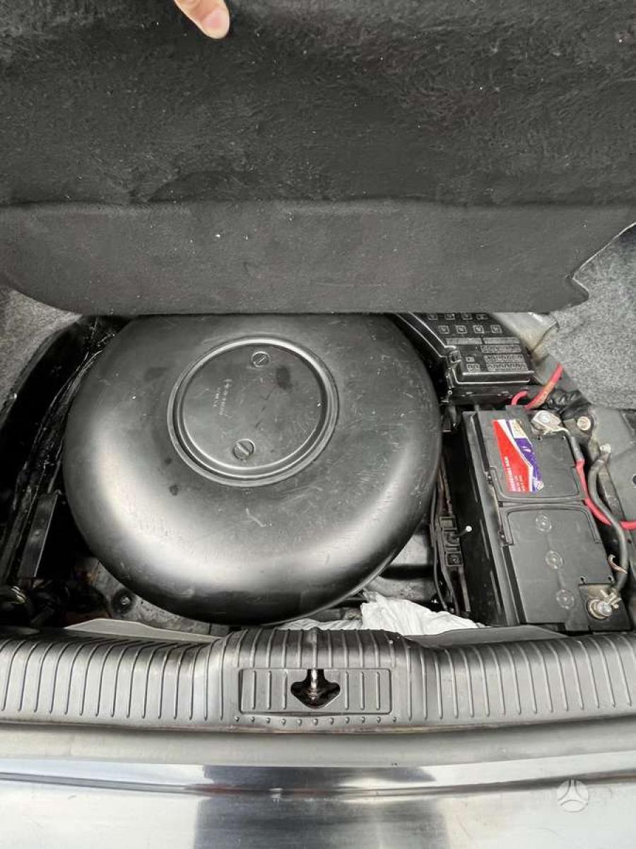 Melns Jaguar S-Type 2003 Kauņa, ar dzinēja tilpumu 4.20 L un nobraukumu 312 tūkst. km par 2000 €, foto 16 vietnē AUTOMOTO.COM.LV
