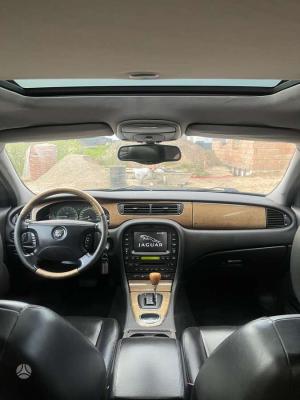 Melns Jaguar S-Type 2003 Kauņa, ar dzinēja tilpumu 4.20 L un nobraukumu 312 tūkst. km par 2000 €, foto 29 vietnē AUTOMOTO.COM.LV