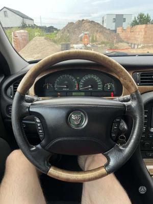 Melns Jaguar S-Type 2003 Kauņa, ar dzinēja tilpumu 4.20 L un nobraukumu 312 tūkst. km par 2000 €, foto 31 vietnē AUTOMOTO.COM.LV