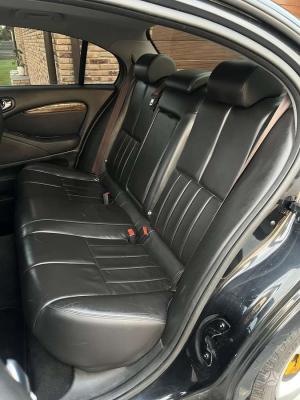 Melns Jaguar S-Type 2003 Kauņa, ar dzinēja tilpumu 4.20 L un nobraukumu 312 tūkst. km par 2000 €, foto 40 vietnē AUTOMOTO.COM.LV