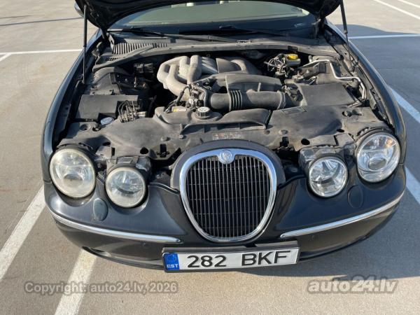 Melns Jaguar S-Type 2004 Tallina, ar dzinēja tilpumu 3.00 L un nobraukumu 213 tūkst. km par 7000 €, foto 9 vietnē AUTOMOTO.COM.LV