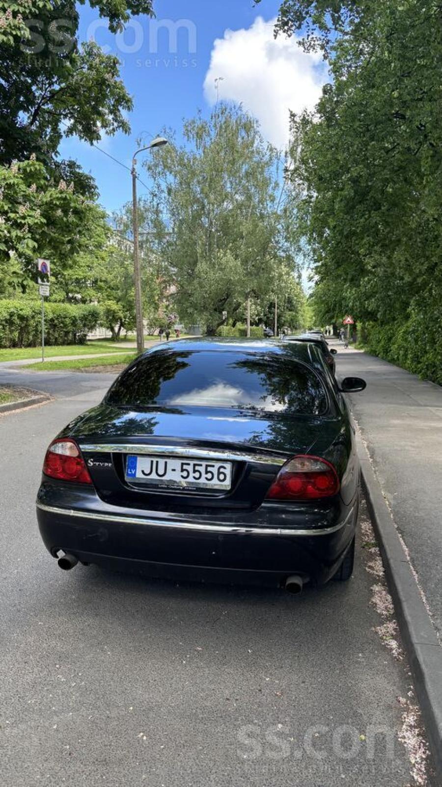 Black Jaguar S-Type 2005 in Riga, with an engine capacity of 2.70 L and mileage of 292 thousand km for 4200 €, photo 3 on AUTOMOTO.COM.LV