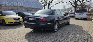 Melns Jaguar S-Type 2006 Valmiera, ar dzinēja tilpumu 2.70 L un nobraukumu 197 tūkst. km par 1500 €, foto 4 vietnē AUTOMOTO.COM.LV
