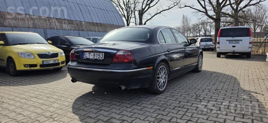 Melns Jaguar S-Type 2006 Valmiera, ar dzinēja tilpumu 2.70 L un nobraukumu 197 tūkst. km par 1500 €, foto 4 vietnē AUTOMOTO.COM.LV