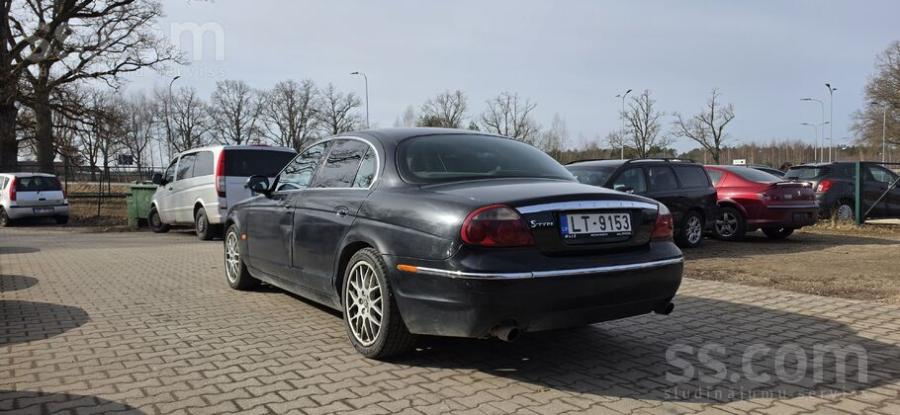 Melns Jaguar S-Type 2006 Valmiera, ar dzinēja tilpumu 2.70 L un nobraukumu 197 tūkst. km par 1500 €, foto 5 vietnē AUTOMOTO.COM.LV