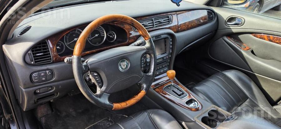 Melns Jaguar S-Type 2006 Valmiera, ar dzinēja tilpumu 2.70 L un nobraukumu 197 tūkst. km par 1500 €, foto 9 vietnē AUTOMOTO.COM.LV