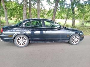 Black Jaguar S-Type 2007 in Kedainiai, with an engine capacity of 2.70 L and mileage of 271 thousand km for 1100 €, photo 5 on AUTOMOTO.COM.LV