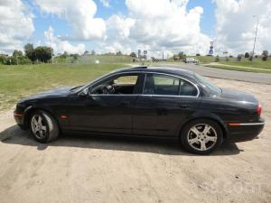 Melns Jaguar S-Type 2008 Daugavpils, ar dzinēja tilpumu 2.70 L un nobraukumu 300 tūkst. km par 1740 €, foto 5 vietnē AUTOMOTO.COM.LV