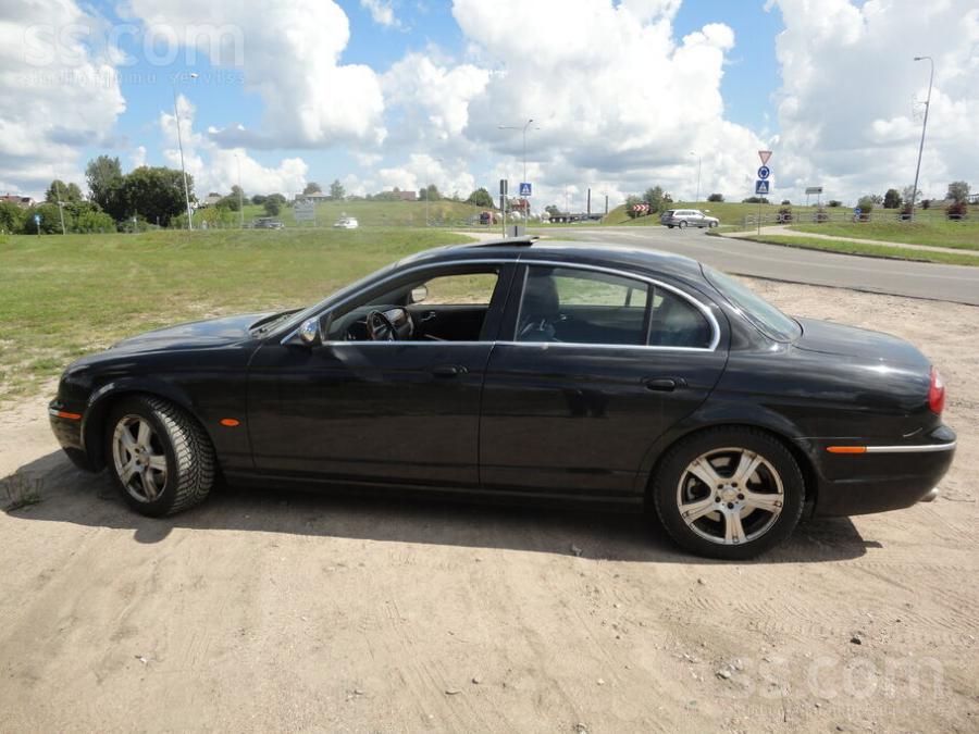 Melns Jaguar S-Type 2008 Daugavpils, ar dzinēja tilpumu 2.70 L un nobraukumu 300 tūkst. km par 1740 €, foto 5 vietnē AUTOMOTO.COM.LV