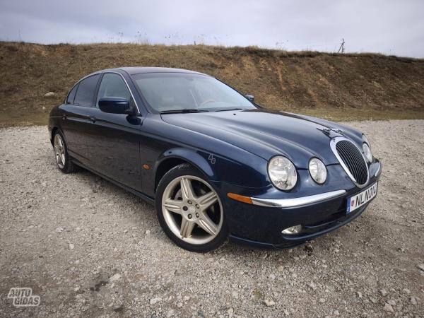 Zils Jaguar S-Type 2001 Viļņa, ar dzinēja tilpumu 3.00 L un nobraukumu 168 tūkst. km par 2500 €, foto 2 vietnē AUTOMOTO.COM.LV