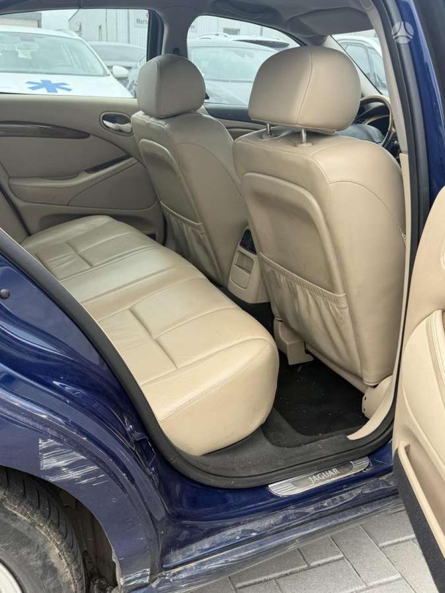 Zils Jaguar S-Type 2001 Tauragė, ar dzinēja tilpumu 2.97 L un nobraukumu 153 tūkst. km par 1500 €, foto 9 vietnē AUTOMOTO.COM.LV
