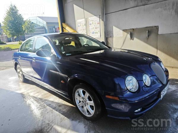 Zils Jaguar S-Type 2002 Liepāja, ar dzinēja tilpumu 3.00 L un nobraukumu 159 tūkst. km par 3000 €, foto 3 vietnē AUTOMOTO.COM.LV