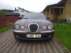 Brown Jaguar S-Type 2001 in Vilnius, with an engine capacity of 3.00 L and mileage of 127 thousand km for 4950 €, photo 8 on AUTOMOTO.COM.LV