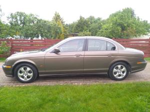Brown Jaguar S-Type 2001 in Vilnius, with an engine capacity of 3.00 L and mileage of 127 thousand km for 4950 €, photo 10 on AUTOMOTO.COM.LV