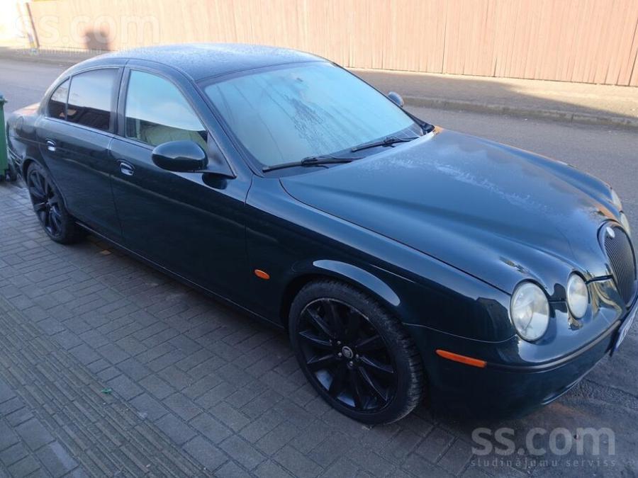Zaļš Jaguar S-Type 2005 Liepāja, ar dzinēja tilpumu 2.70 L un nobraukumu 290 tūkst. km par 2750 €, foto 7 vietnē AUTOMOTO.COM.LV