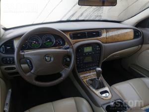 Zaļš Jaguar S-Type 2005 Liepāja, ar dzinēja tilpumu 2.70 L un nobraukumu 290 tūkst. km par 2150 €, foto 10 vietnē AUTOMOTO.COM.LV