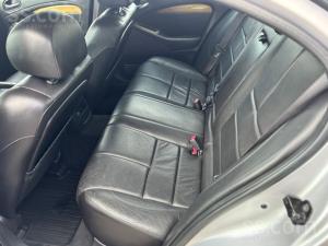 Pelēks Jaguar S-Type 2000 Rīga, ar dzinēja tilpumu 4.00 L un nobraukumu 193 tūkst. km par 3700 €, foto 7 vietnē AUTOMOTO.COM.LV