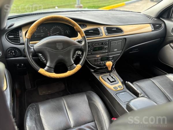 Pelēks Jaguar S-Type 2000 Rīga, ar dzinēja tilpumu 4.00 L un nobraukumu 193 tūkst. km par 3700 €, foto 5 vietnē AUTOMOTO.COM.LV