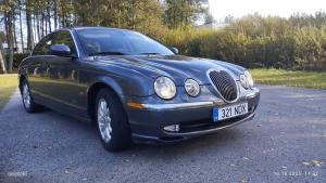 Pelēks Jaguar S-Type 2003 Tallina, ar dzinēja tilpumu 3.00 L un nobraukumu 261 tūkst. km par 4333 €, foto 26 vietnē AUTOMOTO.COM.LV