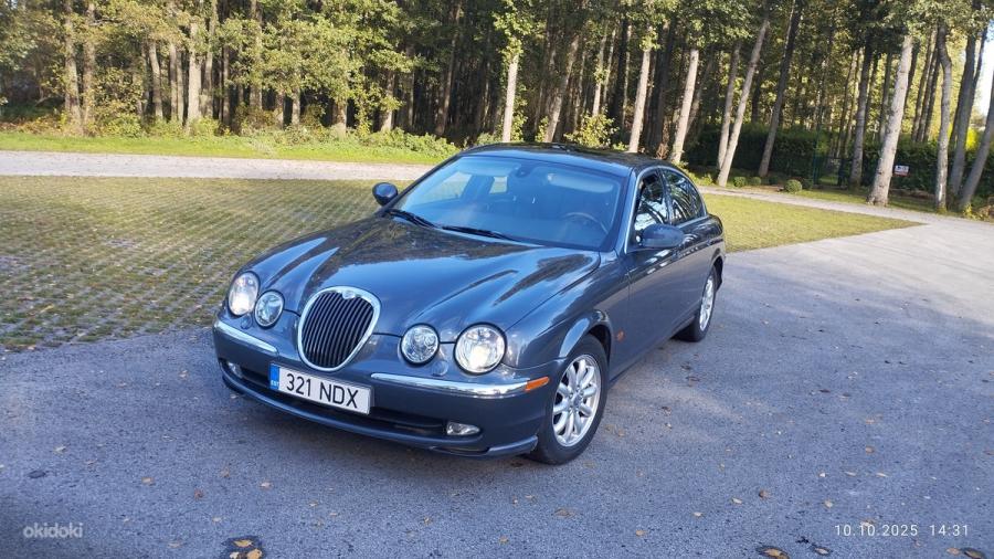 Pelēks Jaguar S-Type 2003 Tallina, ar dzinēja tilpumu 3.00 L un nobraukumu 261 tūkst. km par 4333 €, foto 29 vietnē AUTOMOTO.COM.LV
