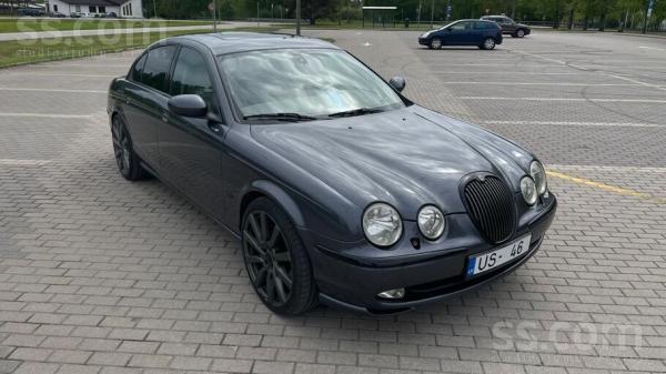 Серый Ягуар С-Тайп 2003 в Елгава, объемом двигателя 3.00 л и пробегом 205 тыс. км за 5500 €, фото 4 на AUTOMOTO.COM.LV