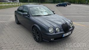 Grey Jaguar S-Type 2003 in Jelgava, with an engine capacity of 3.00 L and mileage of 205 thousand km for 5500 €, photo 4 on AUTOMOTO.COM.LV