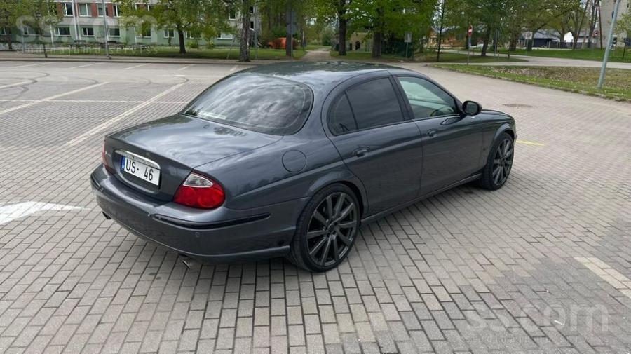 Grey Jaguar S-Type 2003 in Jelgava, with an engine capacity of 3.00 L and mileage of 205 thousand km for 5500 €, photo 6 on AUTOMOTO.COM.LV