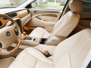 Grey Jaguar S-Type 2003 in Jelgava, with an engine capacity of 3.00 L and mileage of 205 thousand km for 5500 €, photo 15 on AUTOMOTO.COM.LV