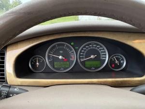 Grey Jaguar S-Type 2004 in Daugavpils, with an engine capacity of 2.70 L and mileage of 348 thousand km for 2950 €, photo 14 on AUTOMOTO.COM.LV