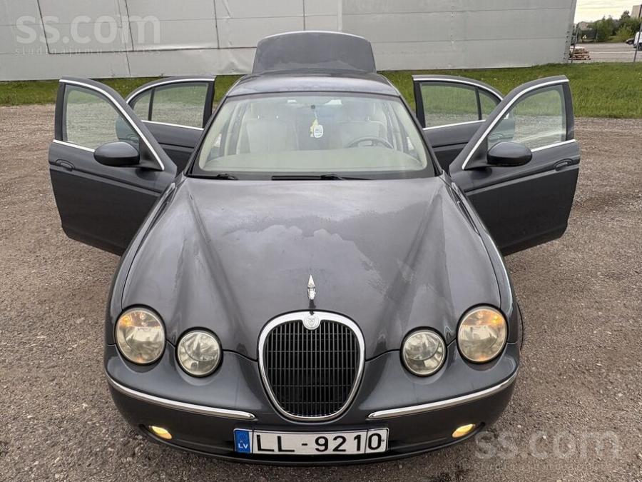 Grey Jaguar S-Type 2004 in Daugavpils, with an engine capacity of 2.70 L and mileage of 348 thousand km for 2950 €, photo 32 on AUTOMOTO.COM.LV