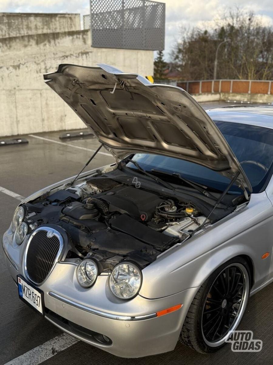 Pelēks Jaguar S-Type 2005 Kauņa, ar dzinēja tilpumu 2.70 L un nobraukumu 268 tūkst. km par 4000 €, foto 20 vietnē AUTOMOTO.COM.LV
