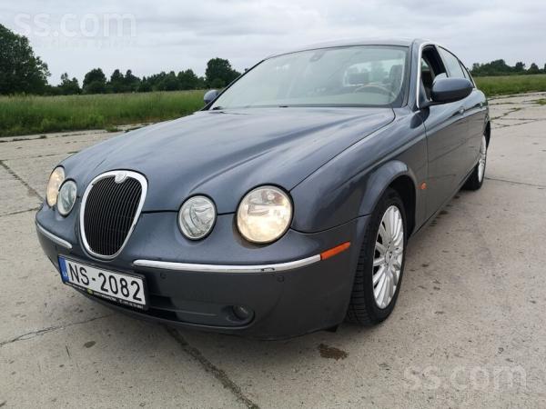 Grey Jaguar S-Type 2005 in Riga, with an engine capacity of 2.70 L and mileage of 0 thousand km for 2590 €, photo 1 on AUTOMOTO.COM.LV