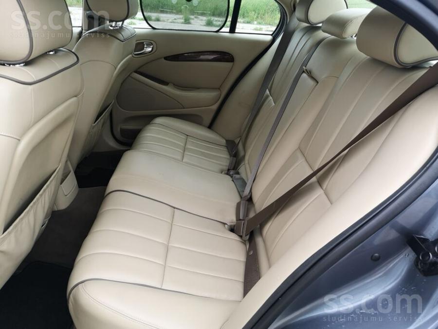 Pelēks Jaguar S-Type 2005 Rīga, ar dzinēja tilpumu 2.70 L un nobraukumu 0 tūkst. km par 2590 €, foto 14 vietnē AUTOMOTO.COM.LV