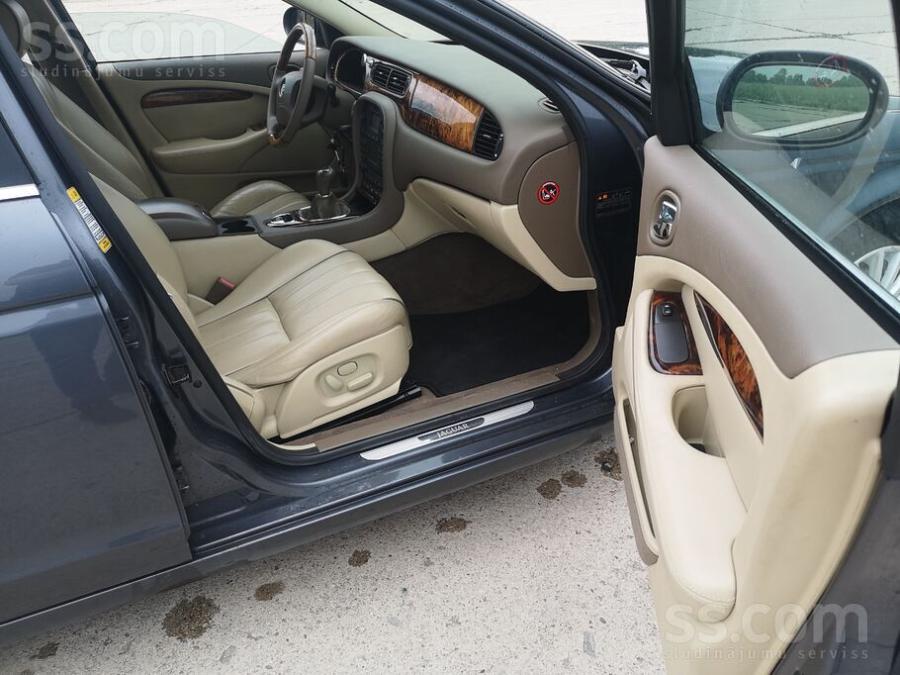 Pelēks Jaguar S-Type 2005 Rīga, ar dzinēja tilpumu 2.70 L un nobraukumu 0 tūkst. km par 2590 €, foto 16 vietnē AUTOMOTO.COM.LV